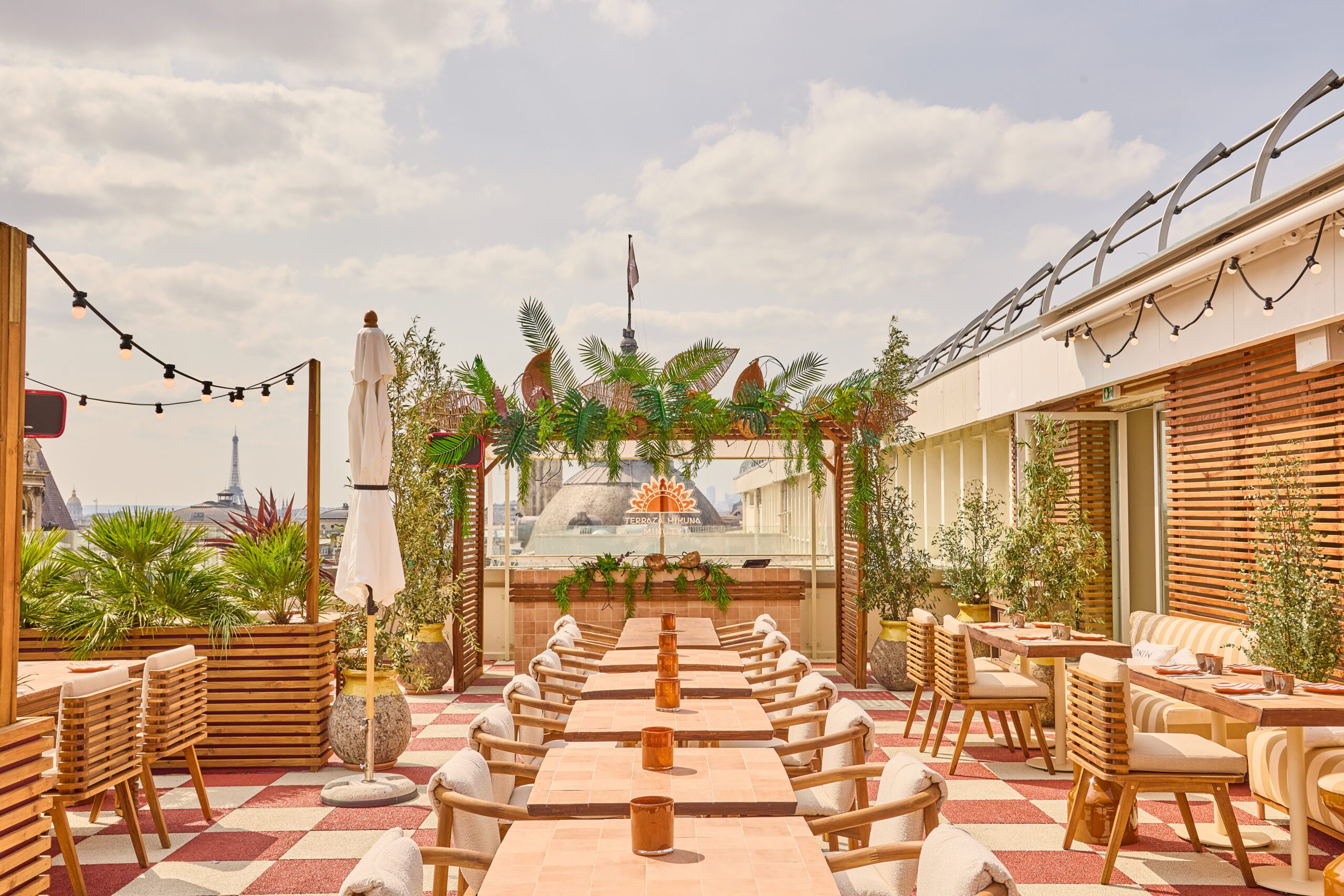 Mikuna : le nouveau rooftop qui embrase les toits de Paris - Epicurisme Mag